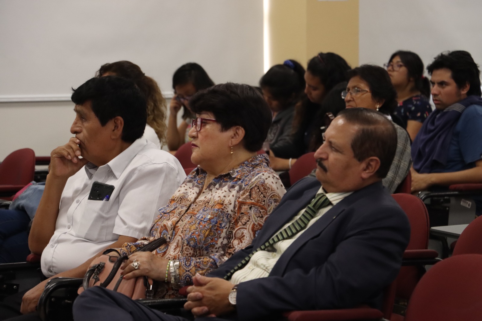 Exministro de Educación, Idel Vexler, dio una conferencia sobre tutoría ...